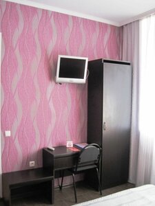 Uman' Hotel (вулиця Небесної Сотні No:9), otel  Uman'dan