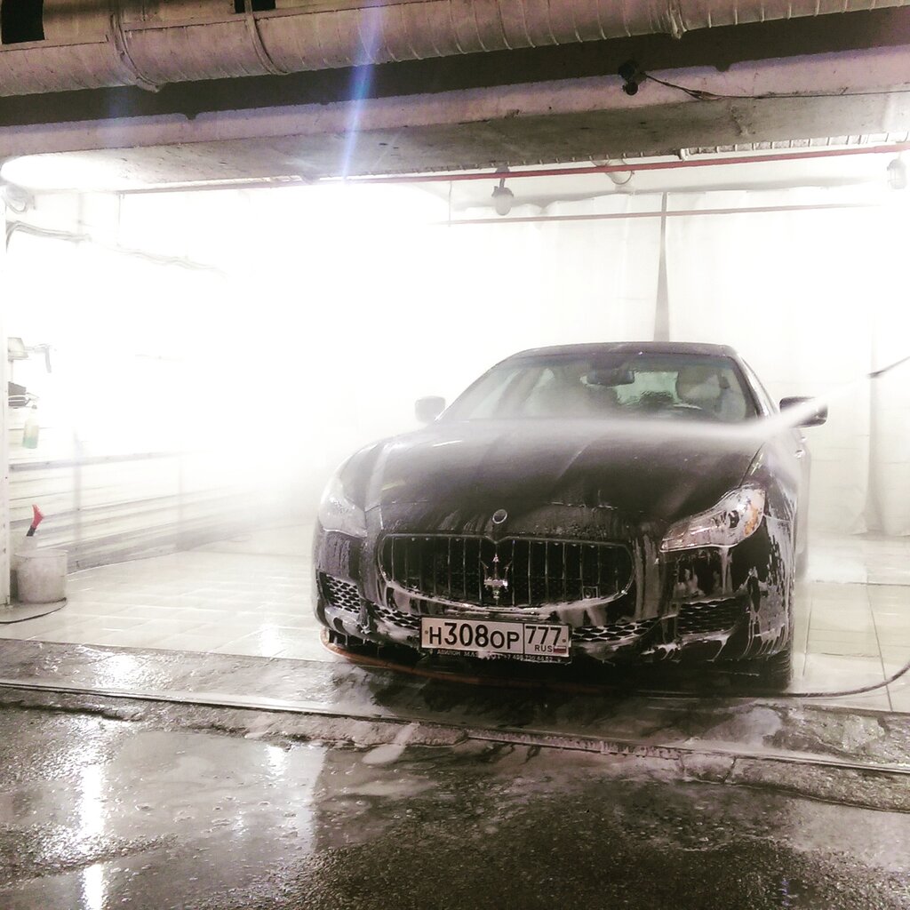Otomobil servisi Avtotekhtsentr Burn&Frost, Moskova, foto