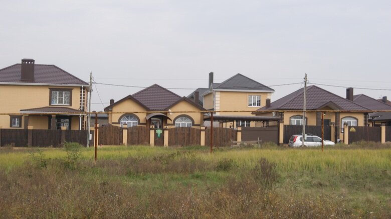 Arazi dizisi Kottedzhny poselok Priozerye, Rostov‑na‑Donu, foto