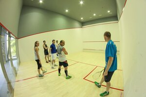 Sport Life (вулиця Героїв УПА No:72к40), fitness kulüpleri  Lviv'den