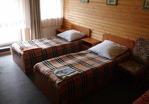 Usadba Kurortnaya (Курортная улица No:10А), otel  Yaremcha'dan