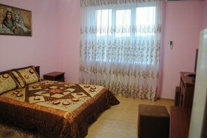 Legion (Kirillovskaya ulitsa No:2А, territoriya Tsemdolina), otel  Novorossiysk'ten