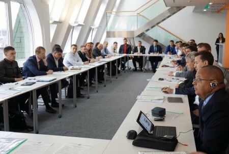 Konferans ve seminer düzenleyen firmalar Petrocampus, Moscow Petroleum Institute, Moskova, foto