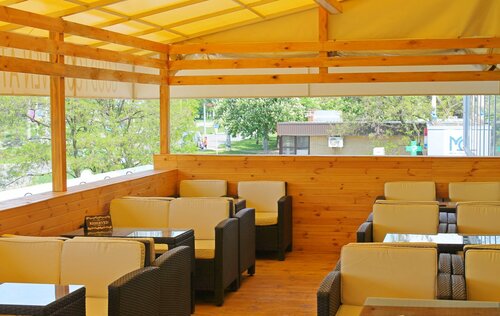 Restoran Anjis Club, Harkiv, foto