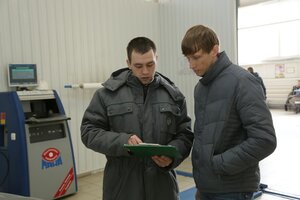 Moravia Motors (prospekt Alekseya Ugarova No:9к1), otomobil servisi  Stariy Oskol'dan