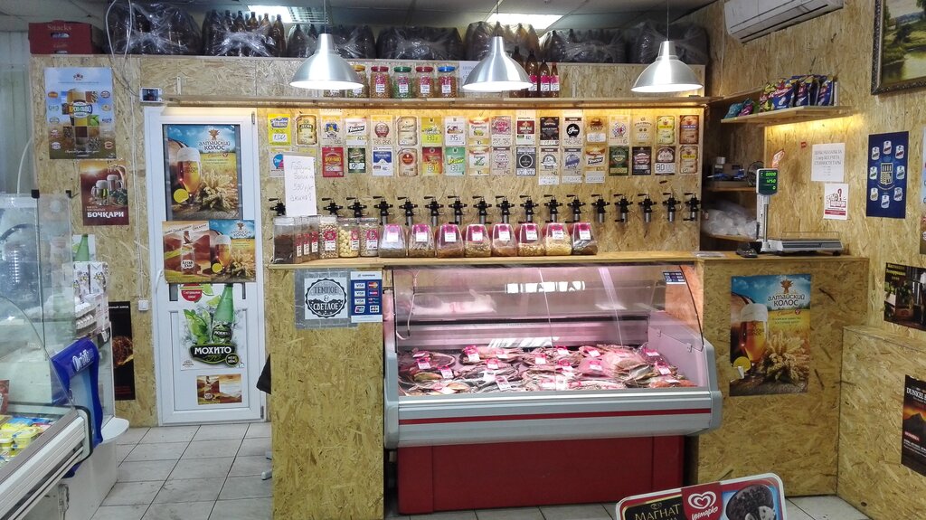 Bira dükkanı Temnoye i Svetloye, Koroliov, foto