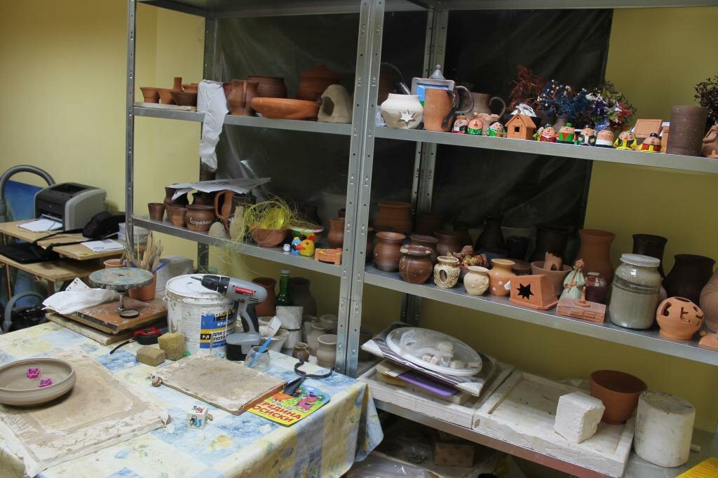 Sanat atölyeleri Pottery studio Balck, Başkurdistan, foto