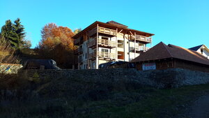 Otel Pod Maguroy (Zakarpatska Region, Khust District, selo Pylypets), otel  Zakarpatska oblastından