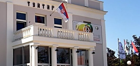 Tiyatrolar Knjaževsko-srpski teatar, Kragujevac, foto