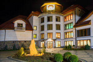 Otel Dianna (vulytsia Stepana Bandery No:12, selyshche miskoho typu Skhidnytsia), otel  Lvivska oblastından