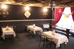 Kafe Aladin (Pidlisna Street No:5/21), kafe  Kiev'den
