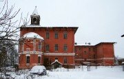 Tserkov Pokrova Presvyatoy Bogoroditsy pri Yeparkhialnom uchilishche (ulitsa Kuznetsova No:2), ortodoks kiliseleri  Velikiy Ustug'dan