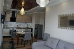 Kvartira na POZNYaKAKh (Borysa Hmyri Street No:17), otel  Kiev'den