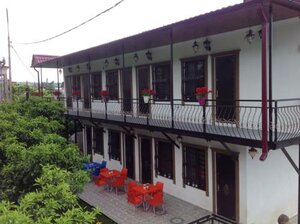 Esmeralda (Sukhum Highway No:15), otel  Gagra'dan