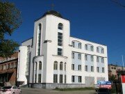 Ortodoks kiliseleri Tserkov Vladimira ravnoapostolnogo na Uralmashe, Yekaterinburg, foto