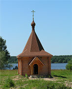 Şapel, haç anıtı Arseniya Svyashchennomuchenika V Konakovo Chapel, Konakovo, foto