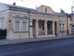 Literaturny muzey Prikarpatya (вулиця Богдана Лепкого No:27), müzeler ve sanat galerileri  Ivano‑Frankovsk'tan