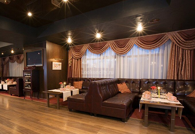 Bilardo salonları Bilyardnaya, Saint‑Petersburg, foto