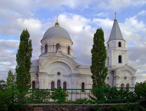 Ortodoks kiliseleri Khram svyatykh apostolov Petra i Pavla, Nikolaev, foto