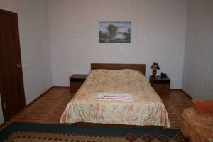 Izumrud (Nurtas Ońdasynov kóshesi No:46, Shubar shaǵyn aýdany), otel  Astana'dan