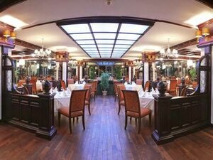 Monako (Velyka Zhytomyrska Street No:20А, Kyiv), restoran  Kiev'den