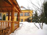 Nautilus (Rabochaya ulitsa No:17), otel  Ostashkov'dan