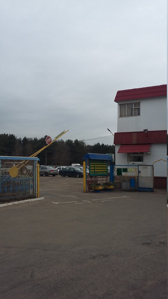 Otoparklar Avtostoyanka Pk Angarskaya-3, Minsk, foto