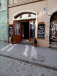 Winehouse Lviv (Staroievreiska vulytsia No:18), bar  Lviv'den