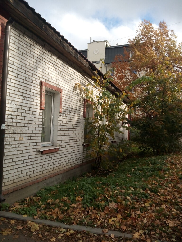 Polis merkezleri Uchastkovy punkt politsii, Gatchina, foto