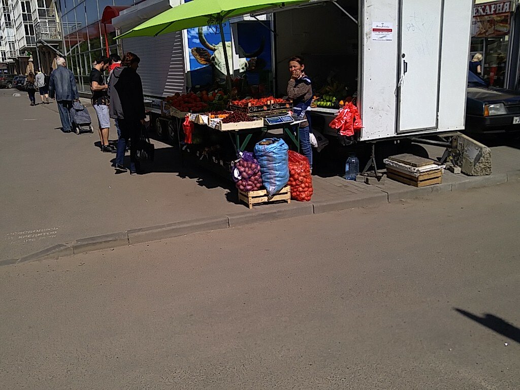 Manavlar Магазин овощей и фруктов, Saint‑Petersburg, foto