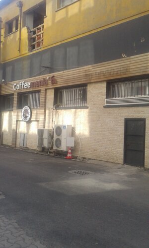 Sokak panoramaları: Kafe Mania, elektronik ofis ekipmanları, İzmir ...