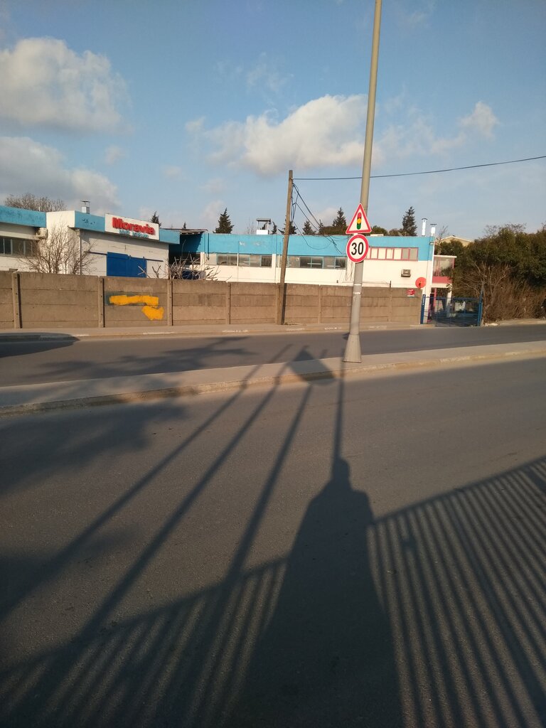 Boya ve cila malzemeleri üretim ve satış yerleri Moravia Boya ve Kimya, İstanbul, foto
