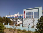 Revlan (Frantsuzka vulytsia No:6), otel  Novaya Kakhovka'dan