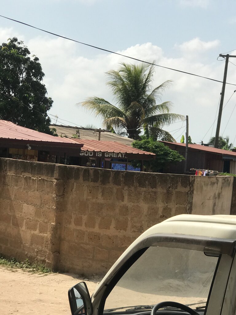 Market The Lord is Great Shop, Dünya, foto