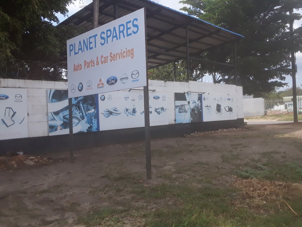 Otomobil satış galerileri Planet Spares, Lusaka, foto