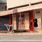 Salon (Ecowas Road No:111, Agboogba), güzellik salonu  Gana'dan