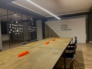 Paylaşımlı ofis Hard Work, Tiflis, foto