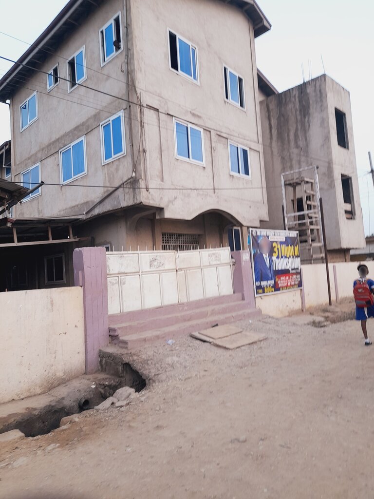 Protestan kilisesi Living Word Of Faith Church, Dünya, foto