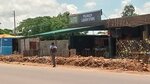 Polwach liquor store (Lusaka, Lusaka, Kamwala, Paul Ngozi Street, 14903), alkollü içecekler  Lusaka'dan