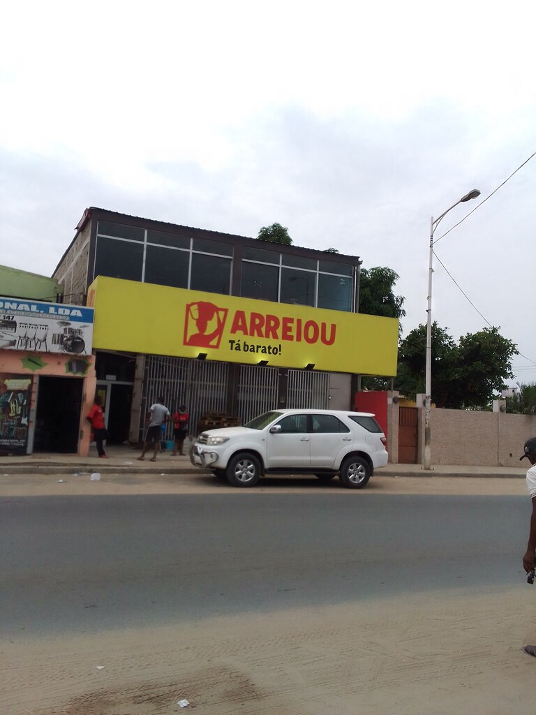 Süpermarket Arreiou Luanda Sul, Loanda, foto
