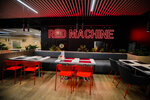 Red Machine (Rossiyskiy Avenue No:6), restoran  Saint‑Petersburg'dan