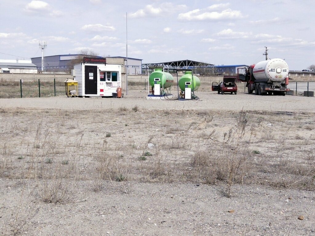 Otogaz dolum istasyonu Gas impex, Semey, foto