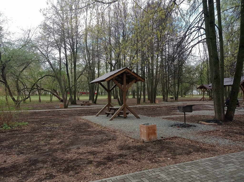 Kültür ve eğlence parkları Voinov-Internatsionalistov Square, Yoshkar‑Ola, foto