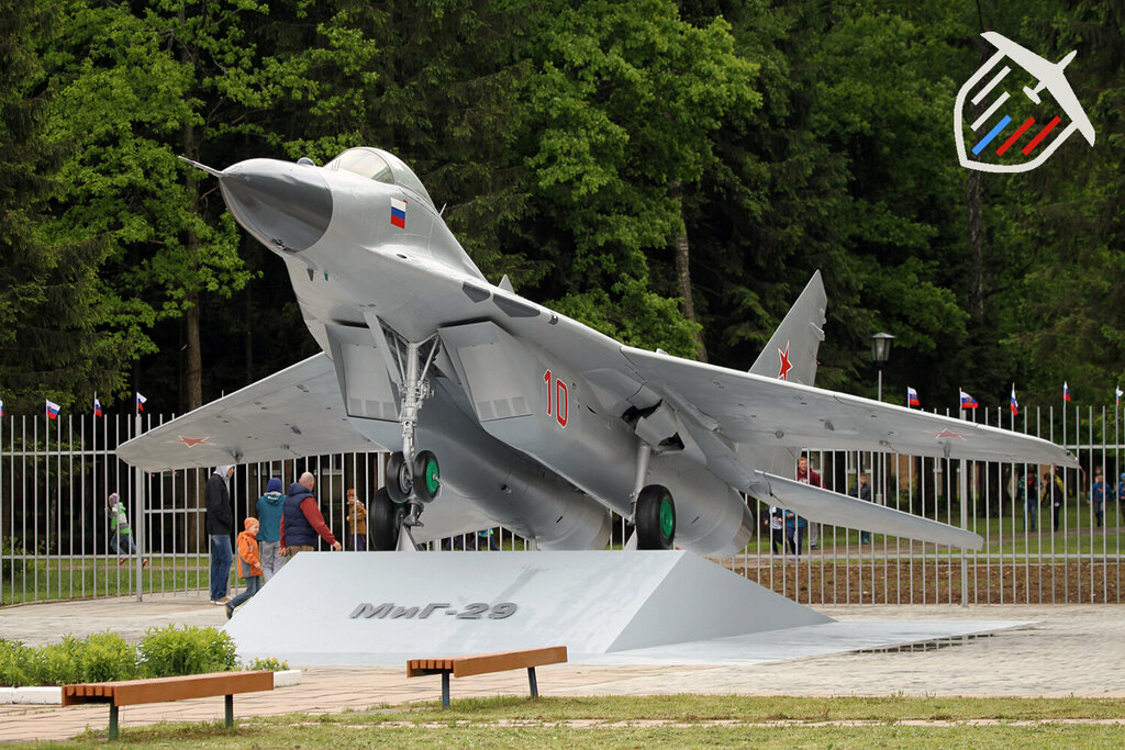 Teknoloji anıtı Самолёт МиГ-29, Kalujskaya oblastı, foto