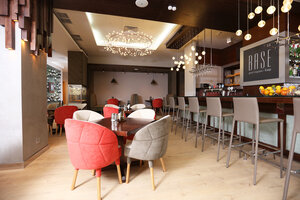 Base (ulitsa Krasny Put No:5), restoran  Omsk'tan