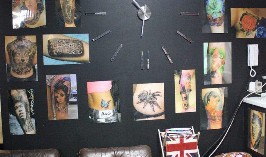 Dövmeciler Tatu studiya Sin City, Saint‑Petersburg, foto