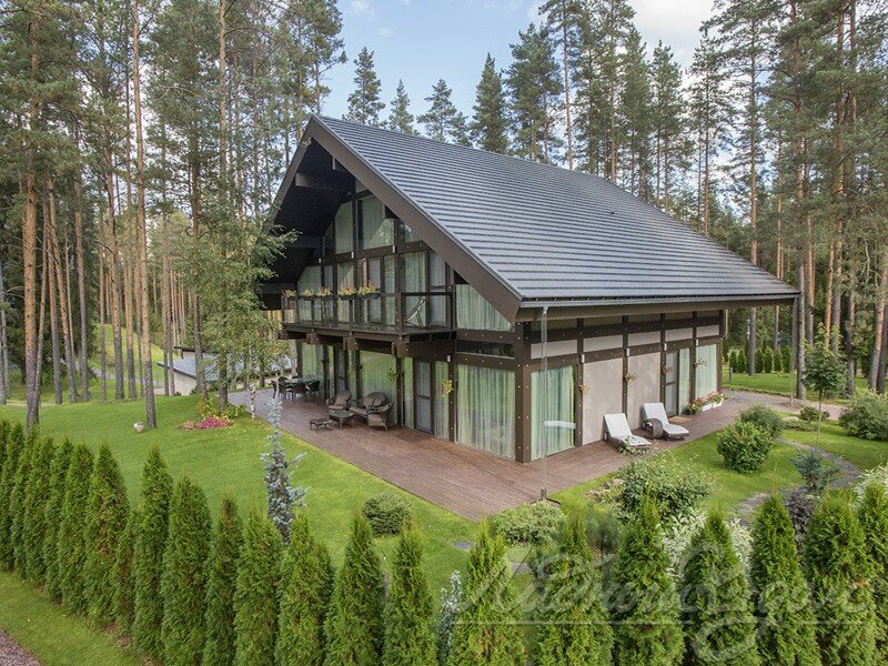 Çatı ve çatı materyalleri Ladny Dom, Krasnodar, foto