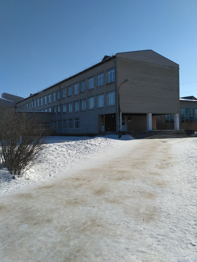 Ortaokul Основная общеобразовательная школа № 2 имени В.Д. Сорвина, Olonets, foto