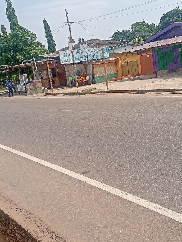 Yabancı dil kursları Lexis Iris, Akra, foto