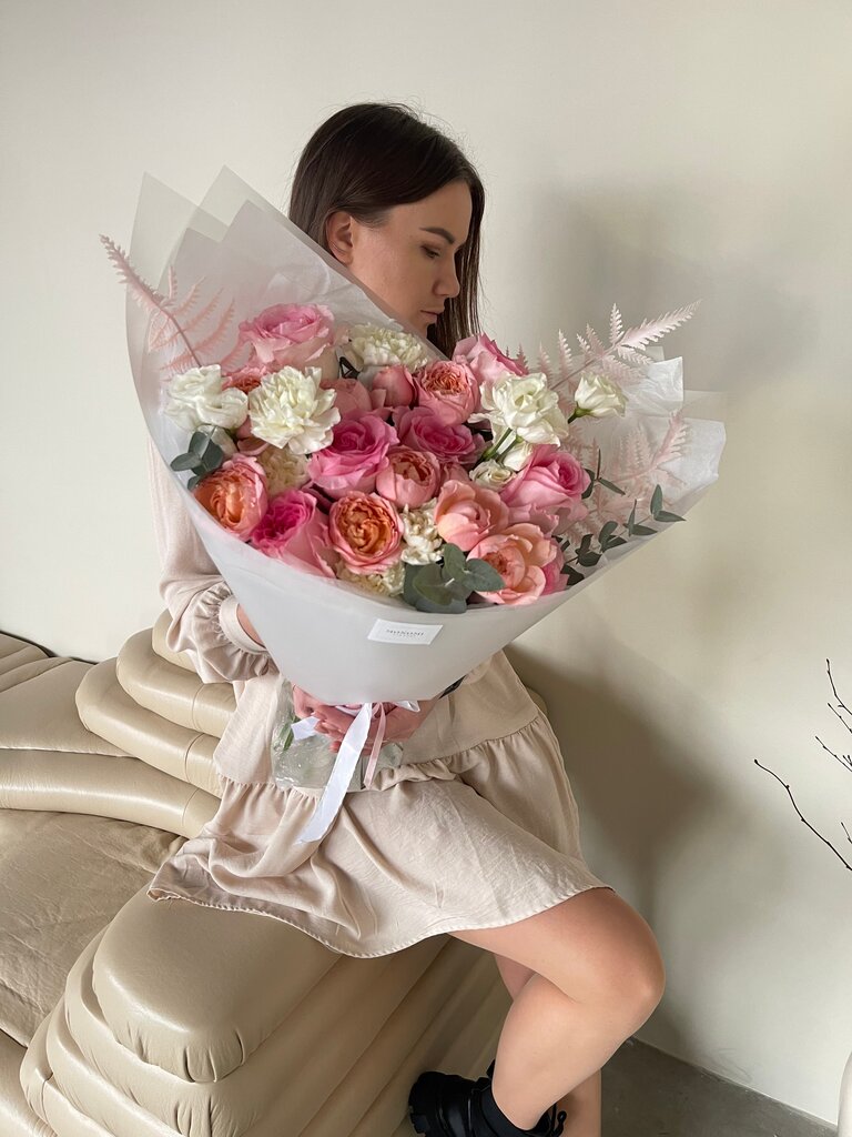 Çiçekçiler Monomi Flowers, Saint‑Petersburg, foto